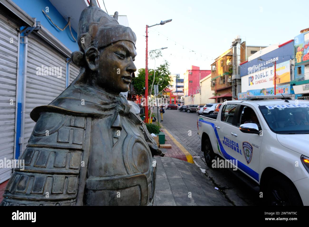 The statue of ancient Chinese figures decorated the street of Chinatown ...