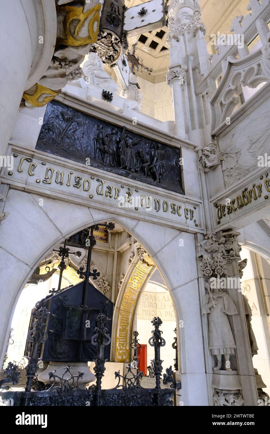 Christopher Columbus Tomb inside of Columbus Lighthouse, Santo Domingo ...
