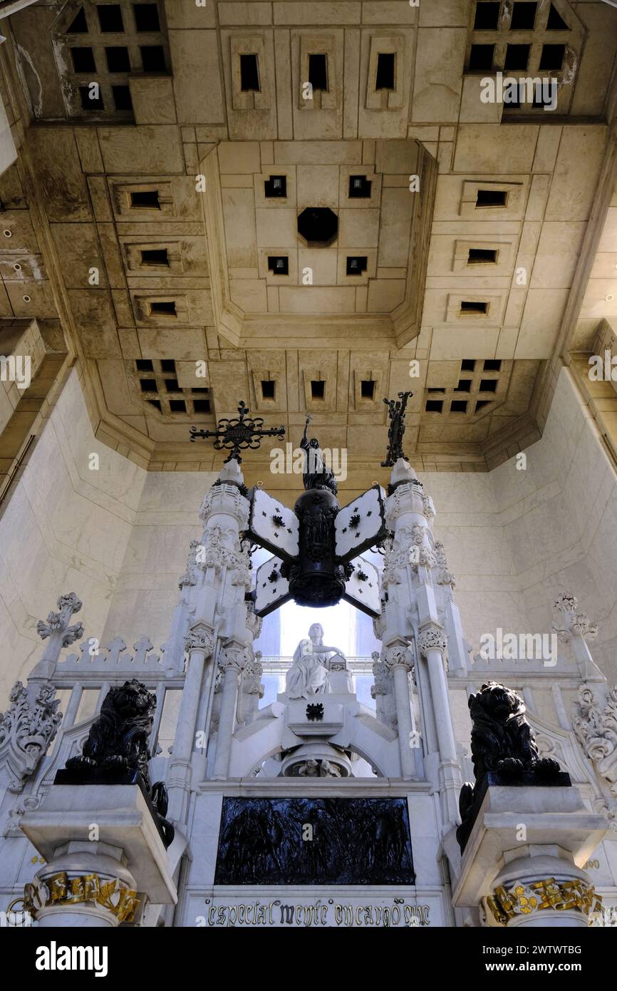 Christopher Columbus Tomb inside of Columbus Lighthouse, Santo Domingo ...