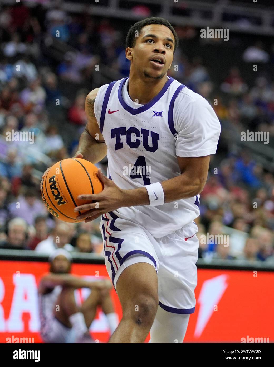 TCU guard Jameer Nelson Jr. looks to shoot during the second half of an ...