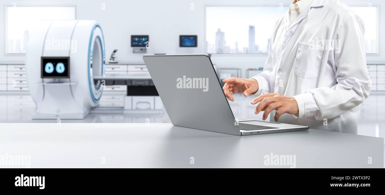 Mri scanner in hospital hi-res stock photography and images - Alamy