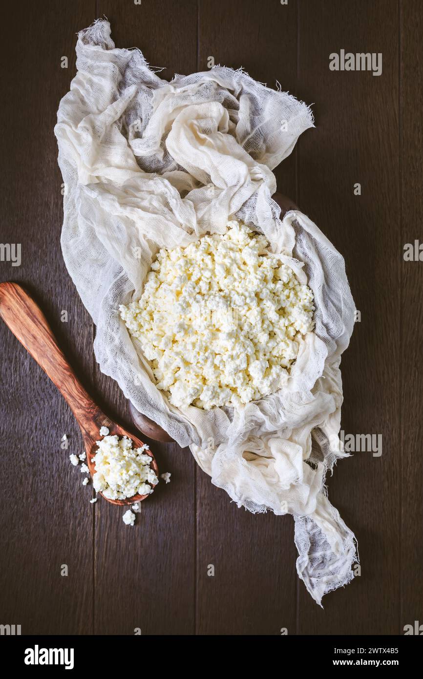 Raw curd cheese, grainy cottage cheese, ricotta, farmers cheese (Tworog ...