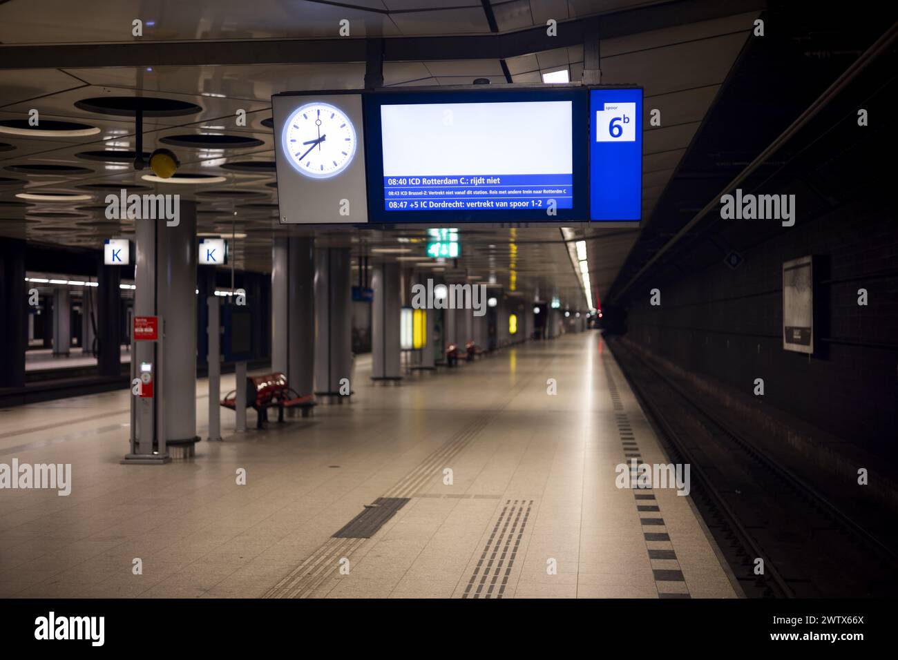 Switch failure hi-res stock photography and images - Alamy