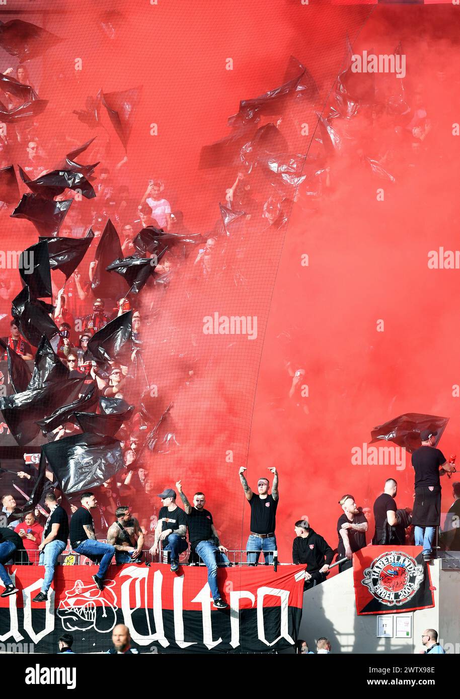 Bundesliga, Rhein Energie Stadium Cologne: 1. FC Köln vs Bayer ...