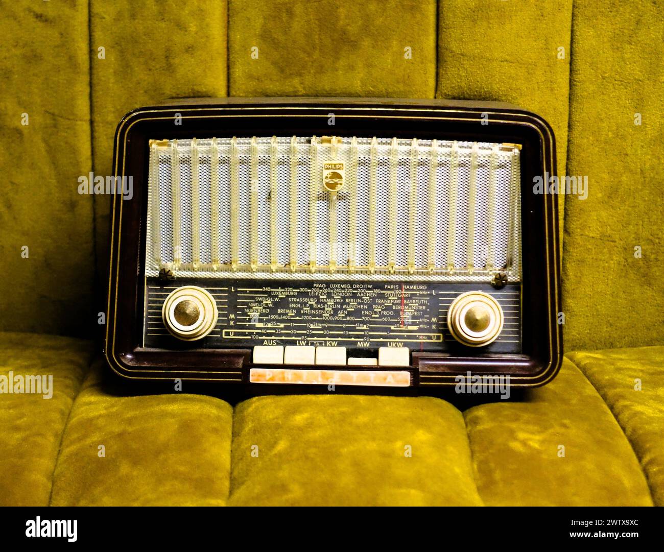 A vintage Philips Philetta radio, a classic design with a compact size ...