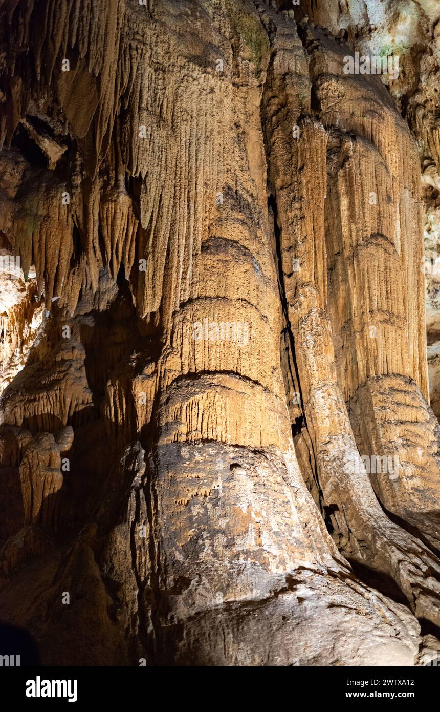 The Luray Caverns in Northern Virginia Stock Photo - Alamy