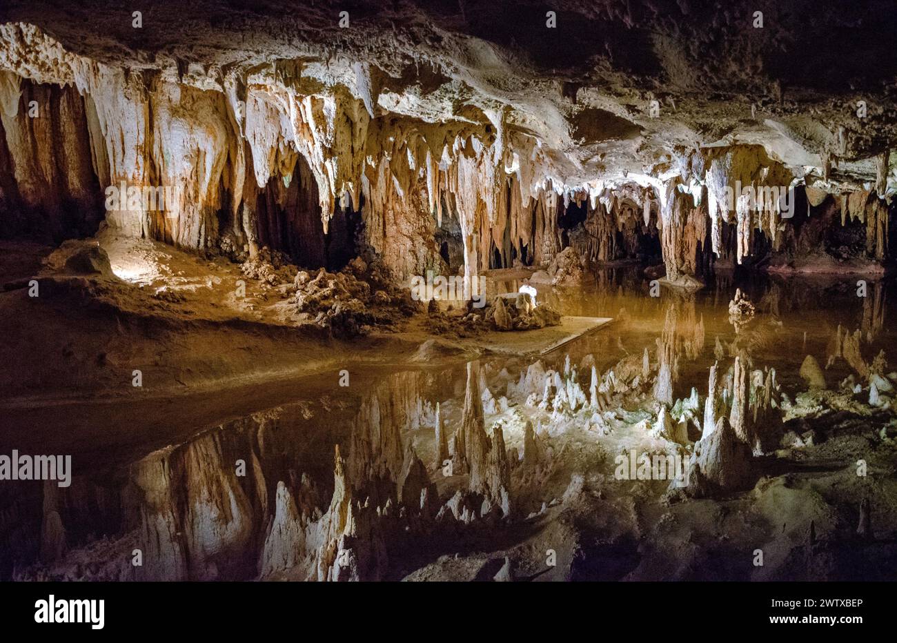 The Luray Caverns in Northern Virginia Stock Photo - Alamy