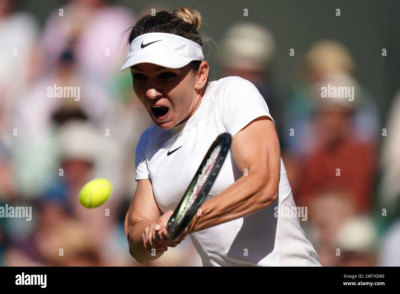 Simona halep 2024 hi-res stock photography and images - Alamy