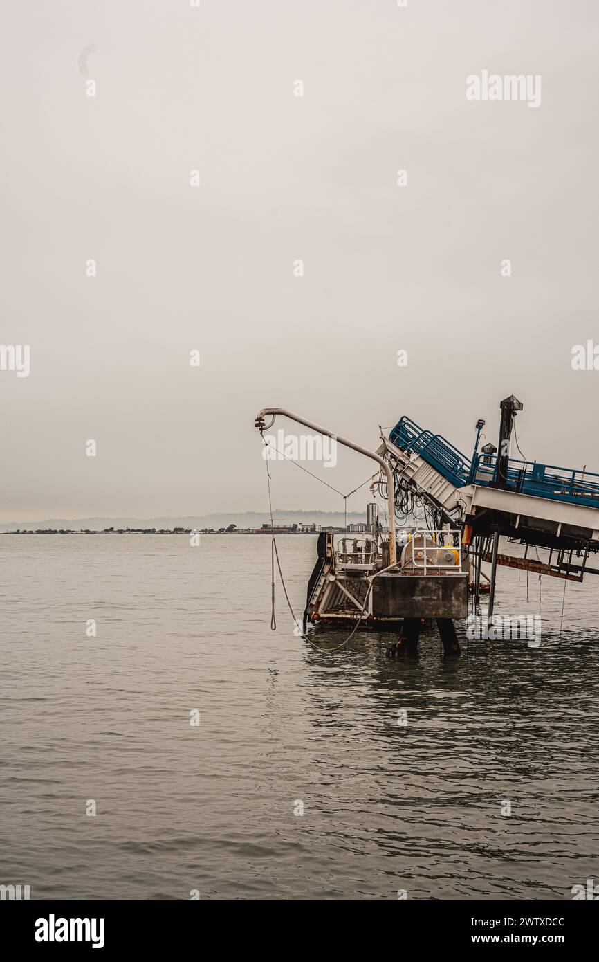 Embarcadero industrial hi-res stock photography and images - Alamy