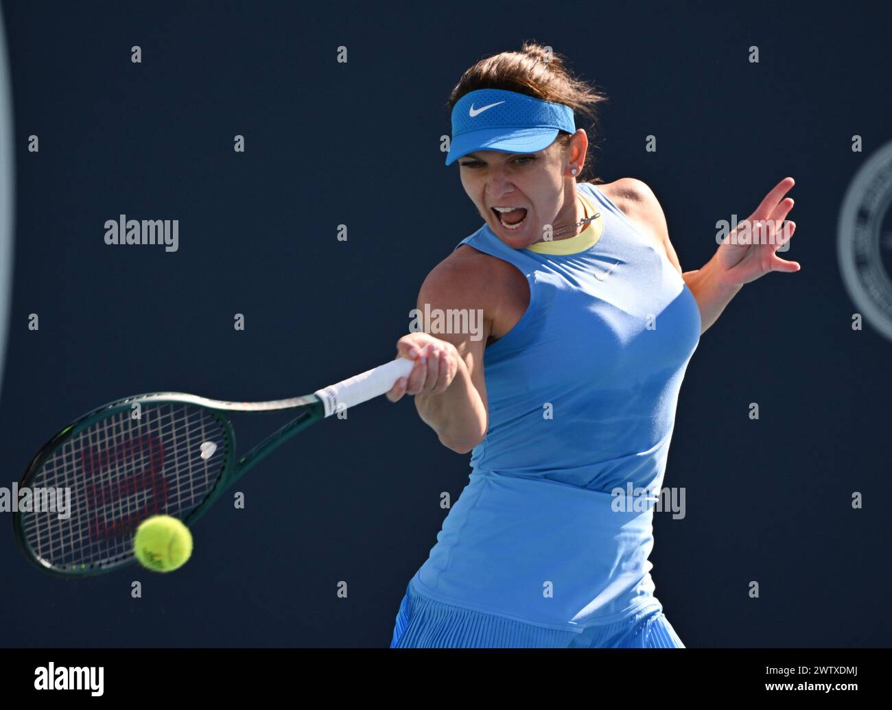 Simona halep 2024 hi-res stock photography and images - Alamy