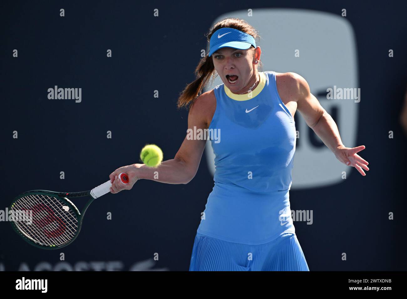 Simona halep 2024 hi-res stock photography and images - Alamy