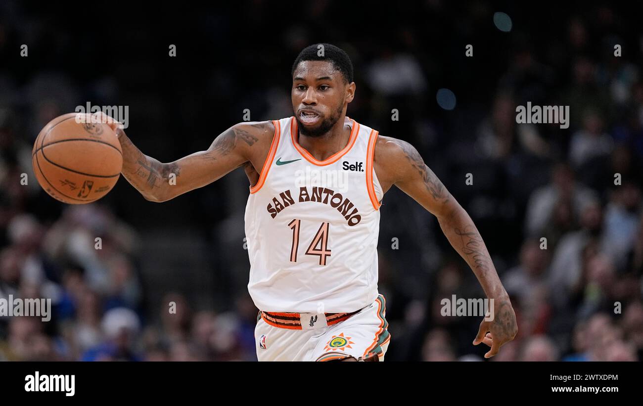 San Antonio Spurs guard Blake Wesley (14) during the second half of an ...