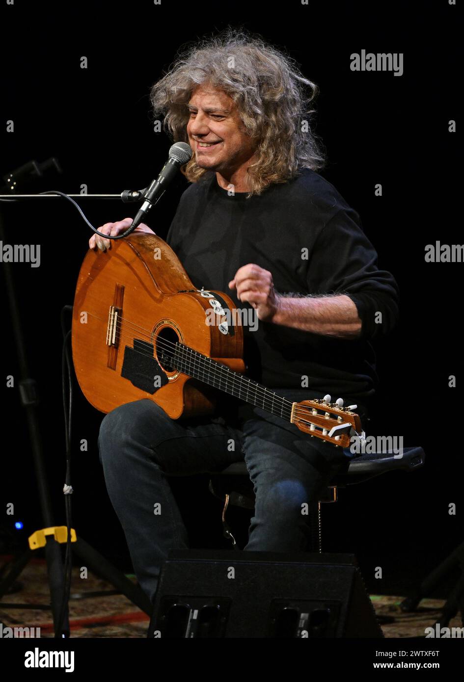 Fort Lauderdale, FL, USA. 19th Mar, 2024. Pat Metheny performs during ...