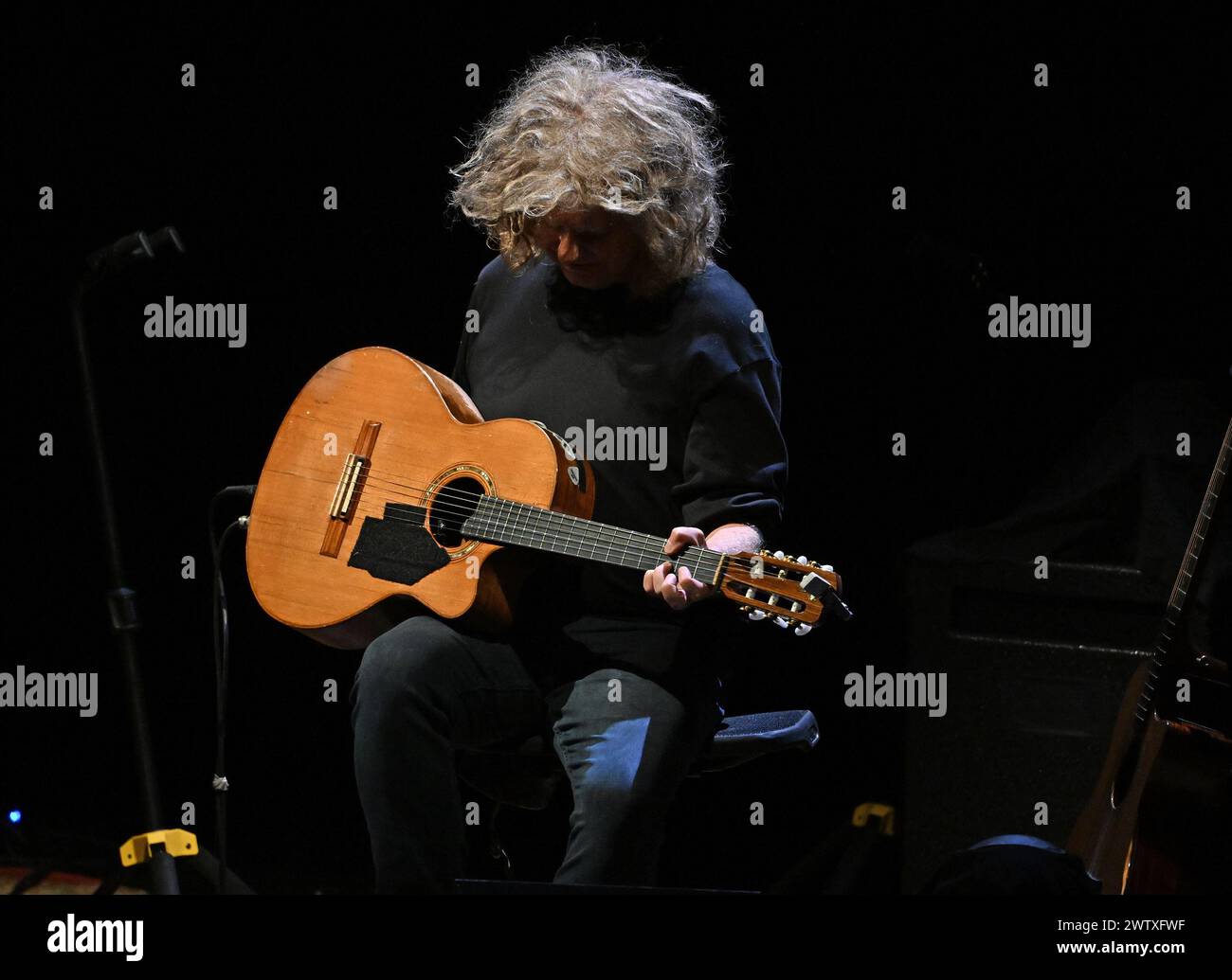 Fort Lauderdale, FL, USA. 19th Mar, 2024. Pat Metheny performs during ...