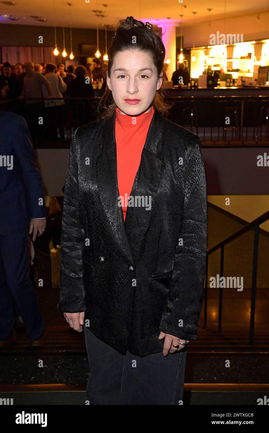 Lou Strenger bei der Premiere der Fernsehserie Kafka in der Urania ...