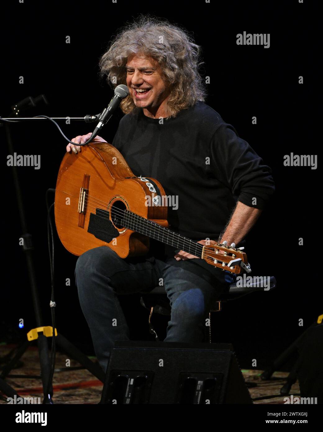 Fort Lauderdale, FL, USA. 19th Mar, 2024. Pat Metheny performs during ...
