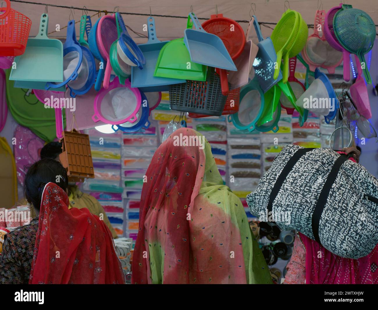 Rajasthani people shopping in market stall, Rajasthan, Pushkar, india ...