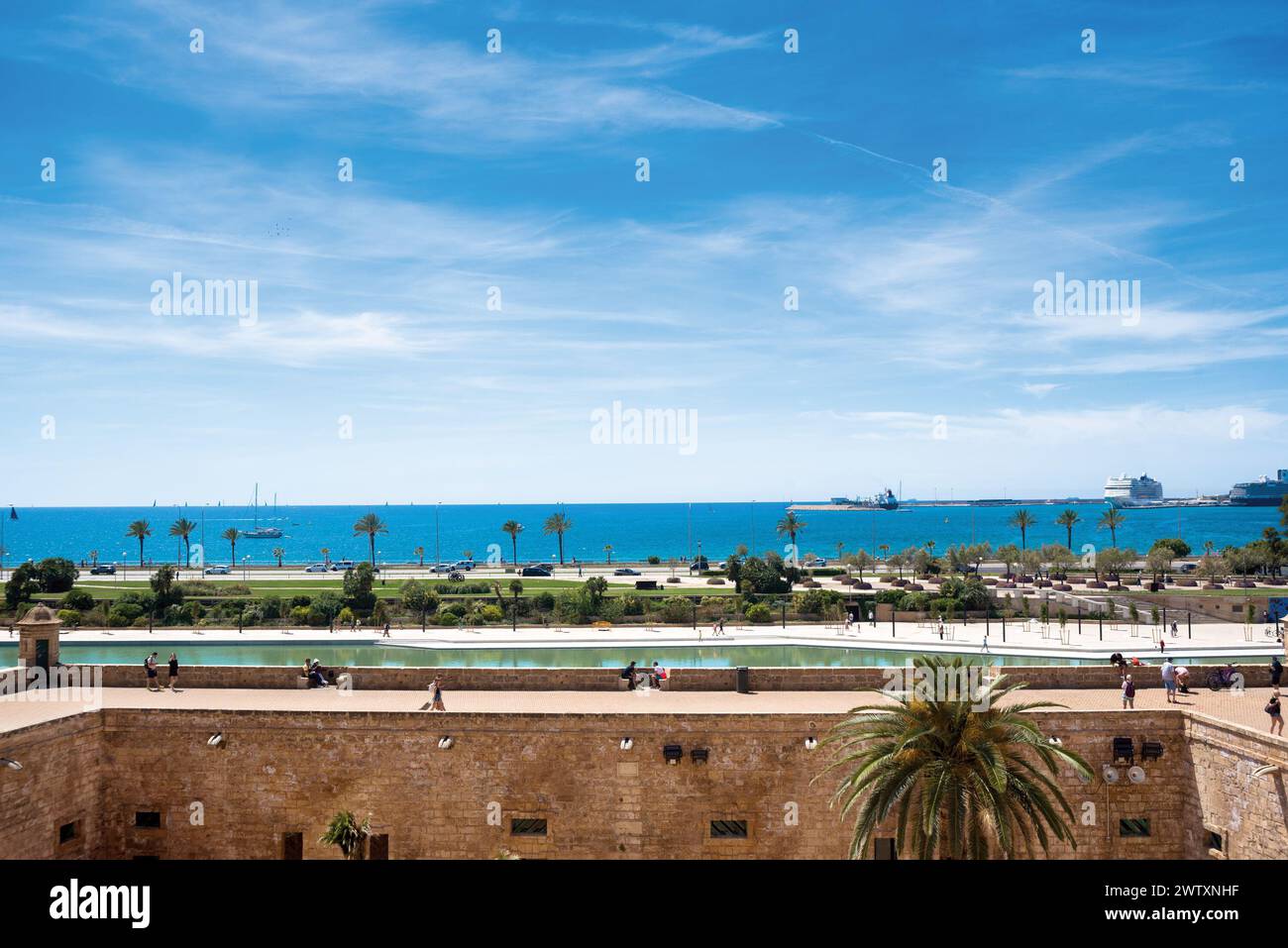 Harbor palma de mallorca hi-res stock photography and images - Alamy