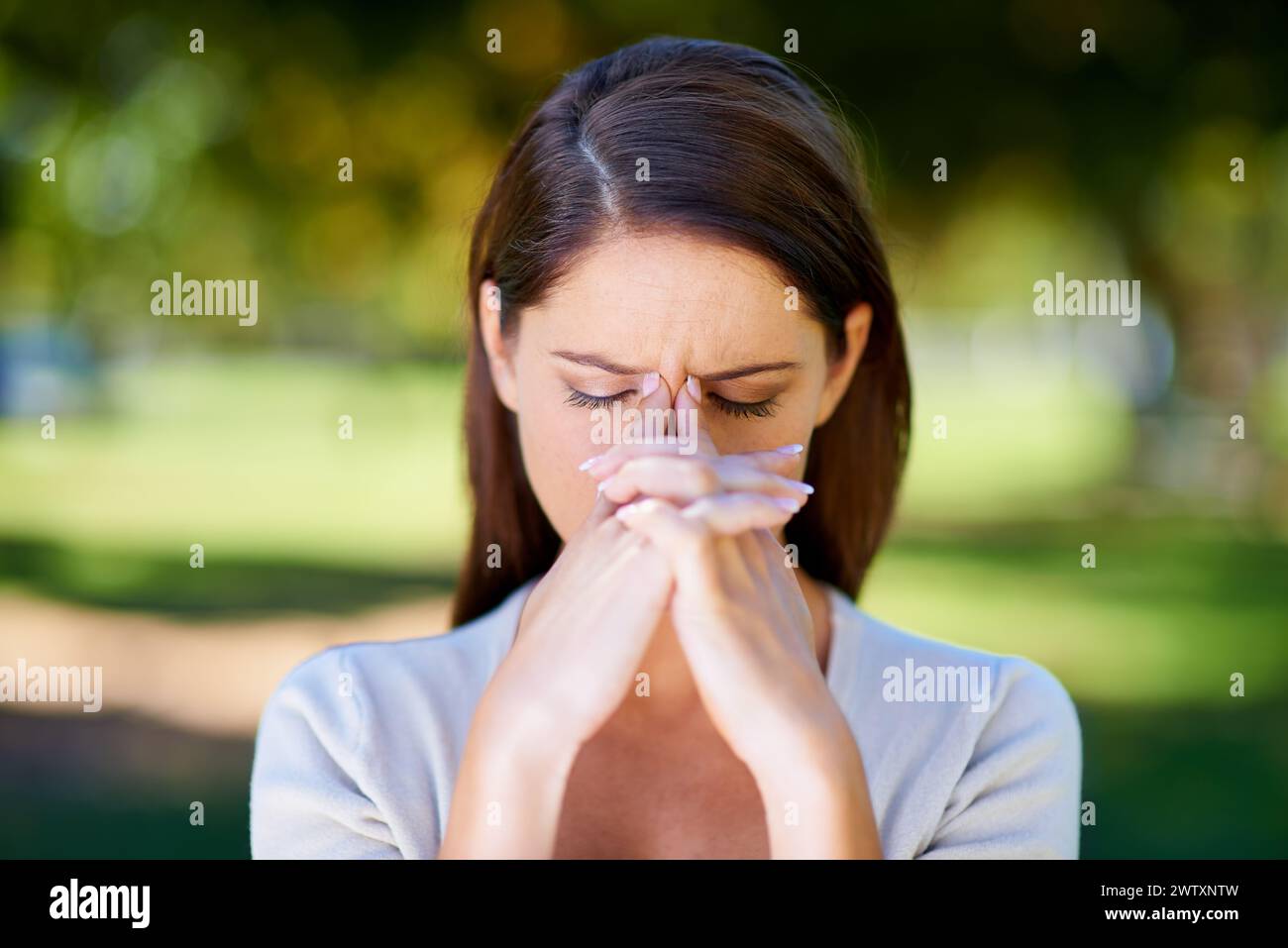 Girl praying lawn hi-res stock photography and images - Alamy