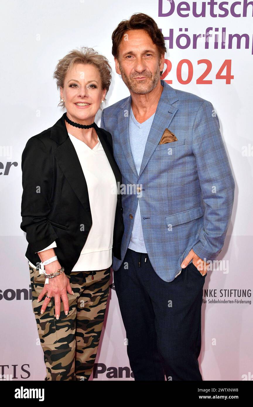 Tanja Schumann und Falk-Willy Wild bei der Verleihung des 22. Deutschen ...