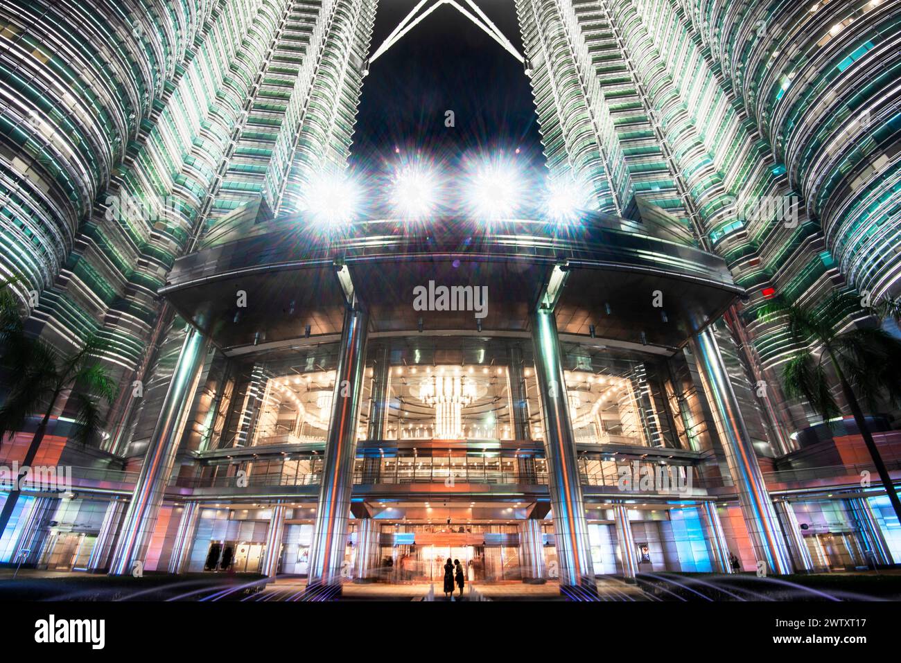 Modern steel and light architecture against a night sky hi-res stock ...