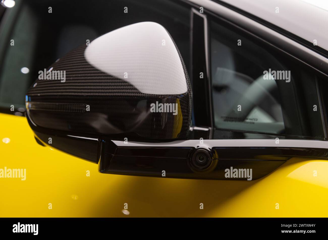 Car back side parking hi-res stock photography and images - Alamy