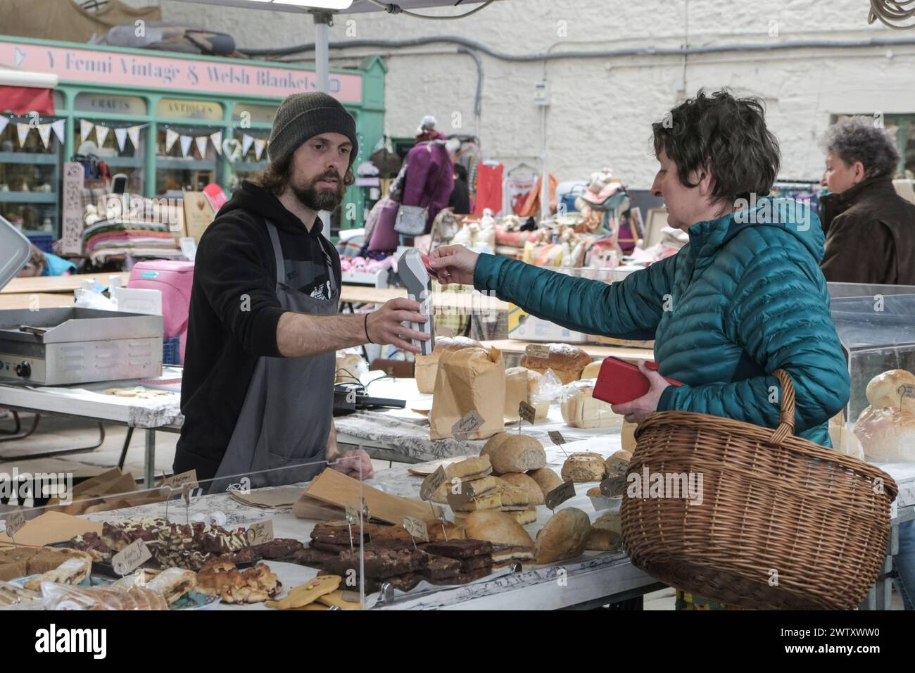 Welsh market town of abergavenny hi-res stock photography and images ...
