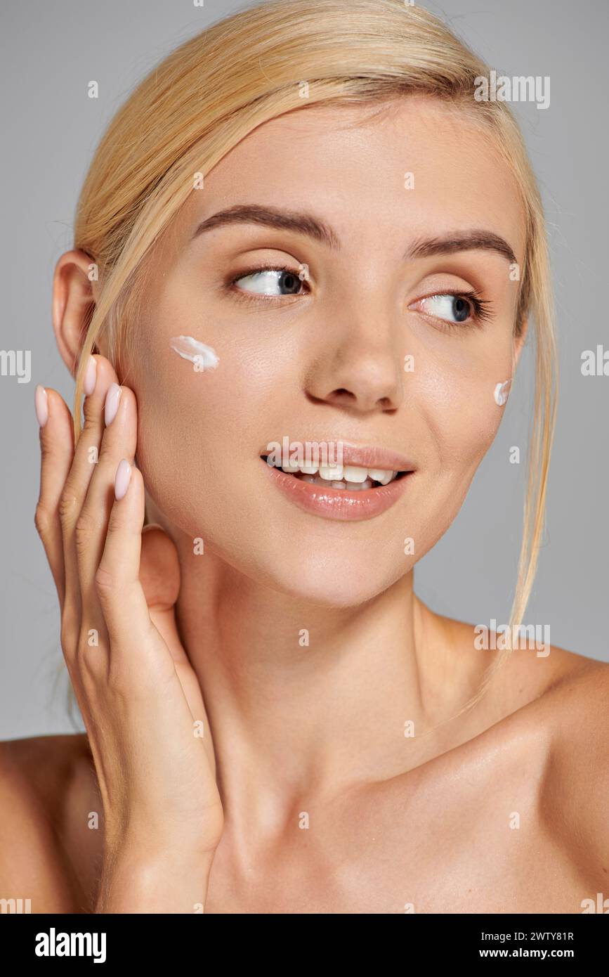 Applying lips cream hi-res stock photography and images - Alamy