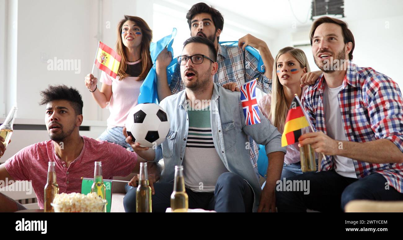 Shocked upset football fan hi-res stock photography and images - Alamy