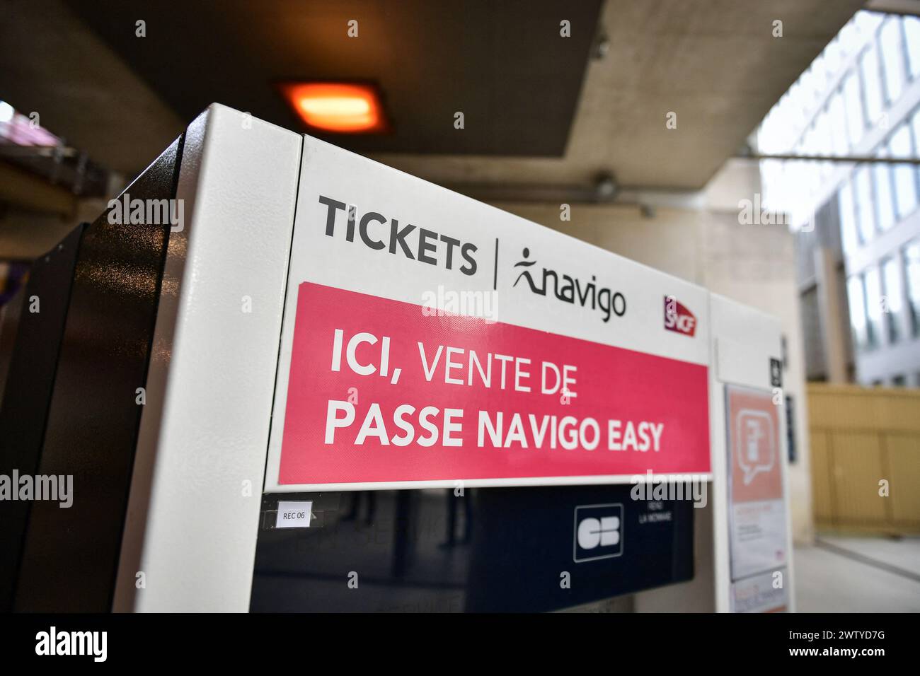 Paris, France. 20th Mar, 2024. This photograph shows a ticket vendor ...