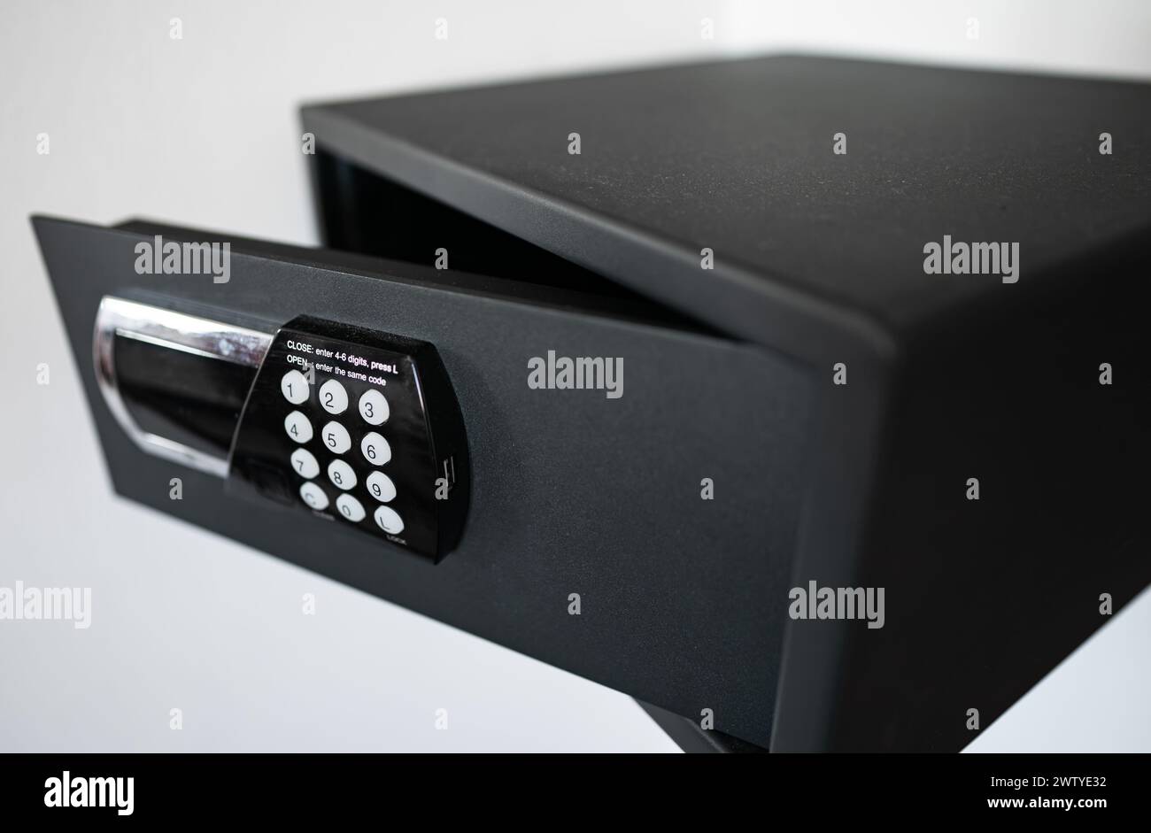 Safe digital keypad combination hi-res stock photography and images - Alamy