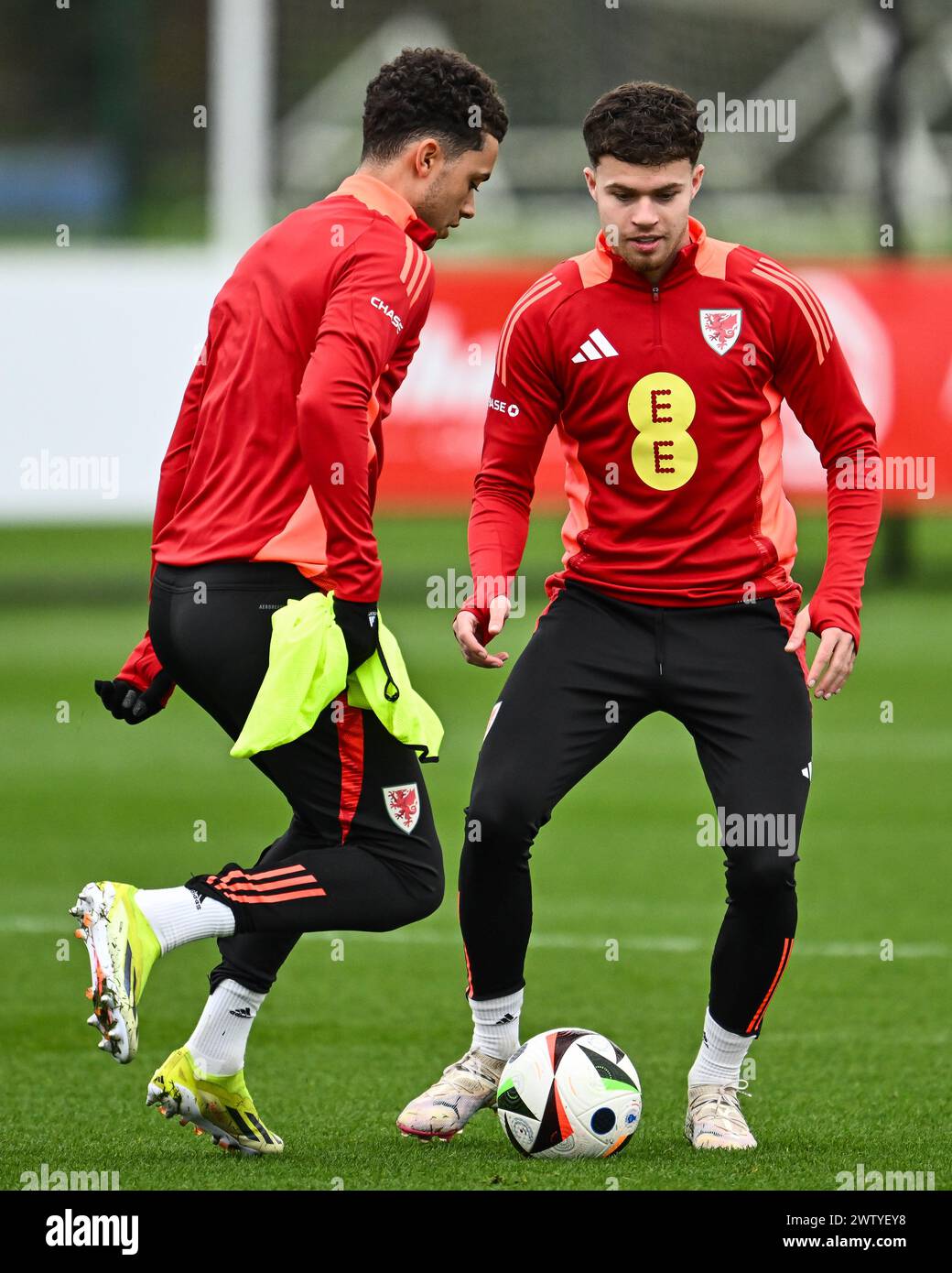 Brennan Johnson and Neco Williams of Wales in action during the Wales ...