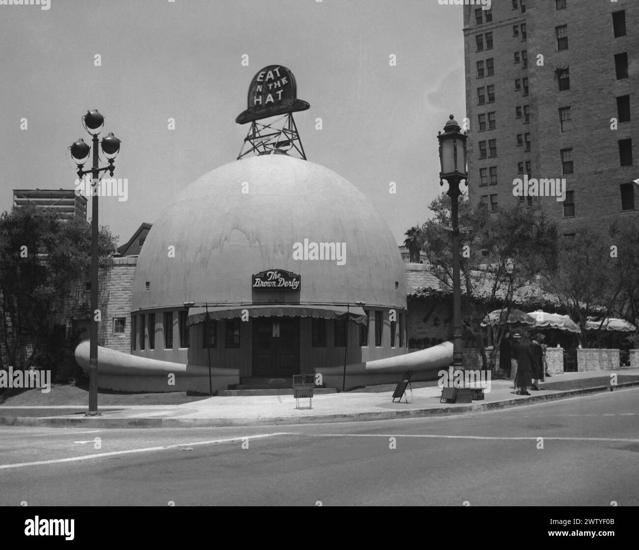 Brown derby hi-res stock photography and images - Alamy