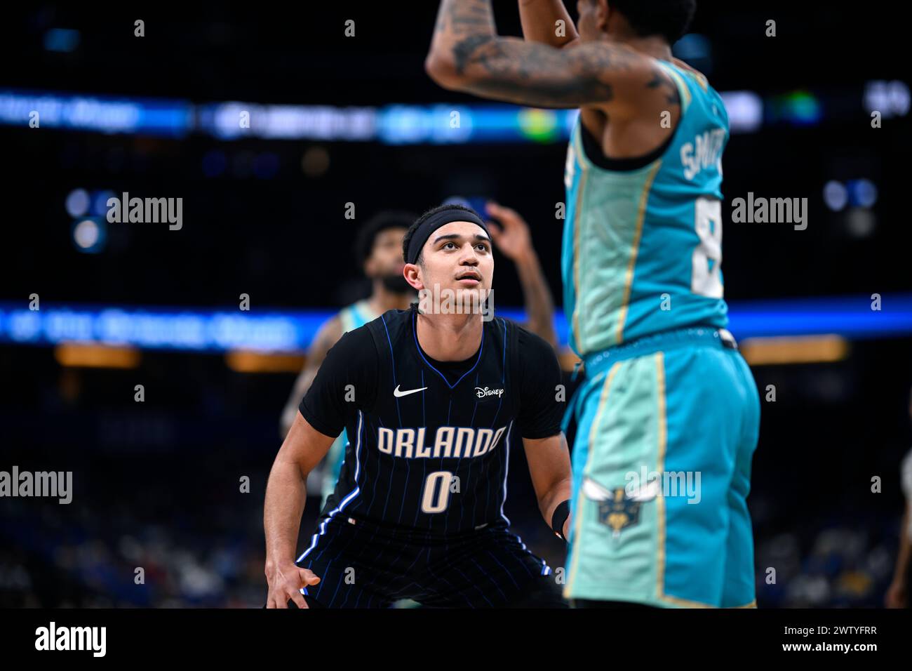 Orlando Magic guard Anthony Black (0) defends against Charlotte Hornets ...