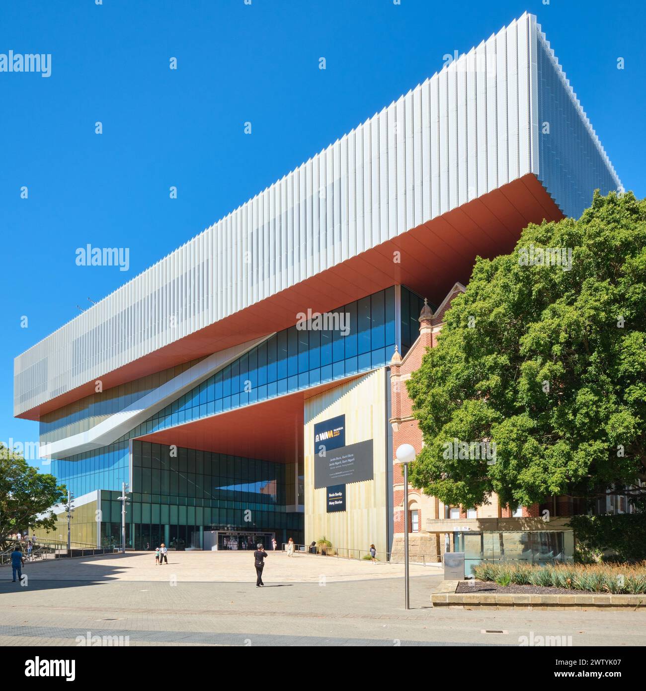 Northbridge hi-res stock photography and images - Alamy