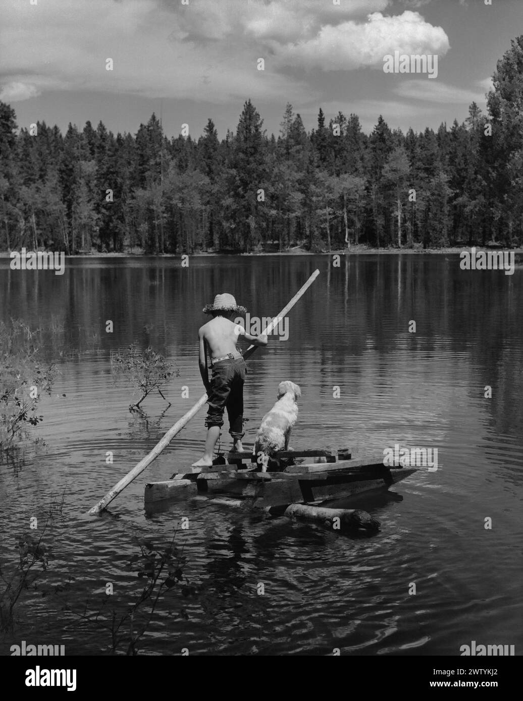 Homemade raft hi-res stock photography and images - Alamy