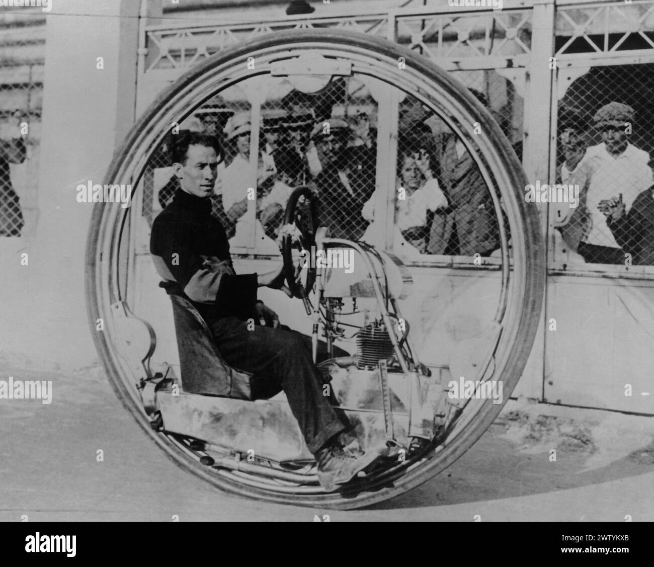 Motormate hi-res stock photography and images - Alamy