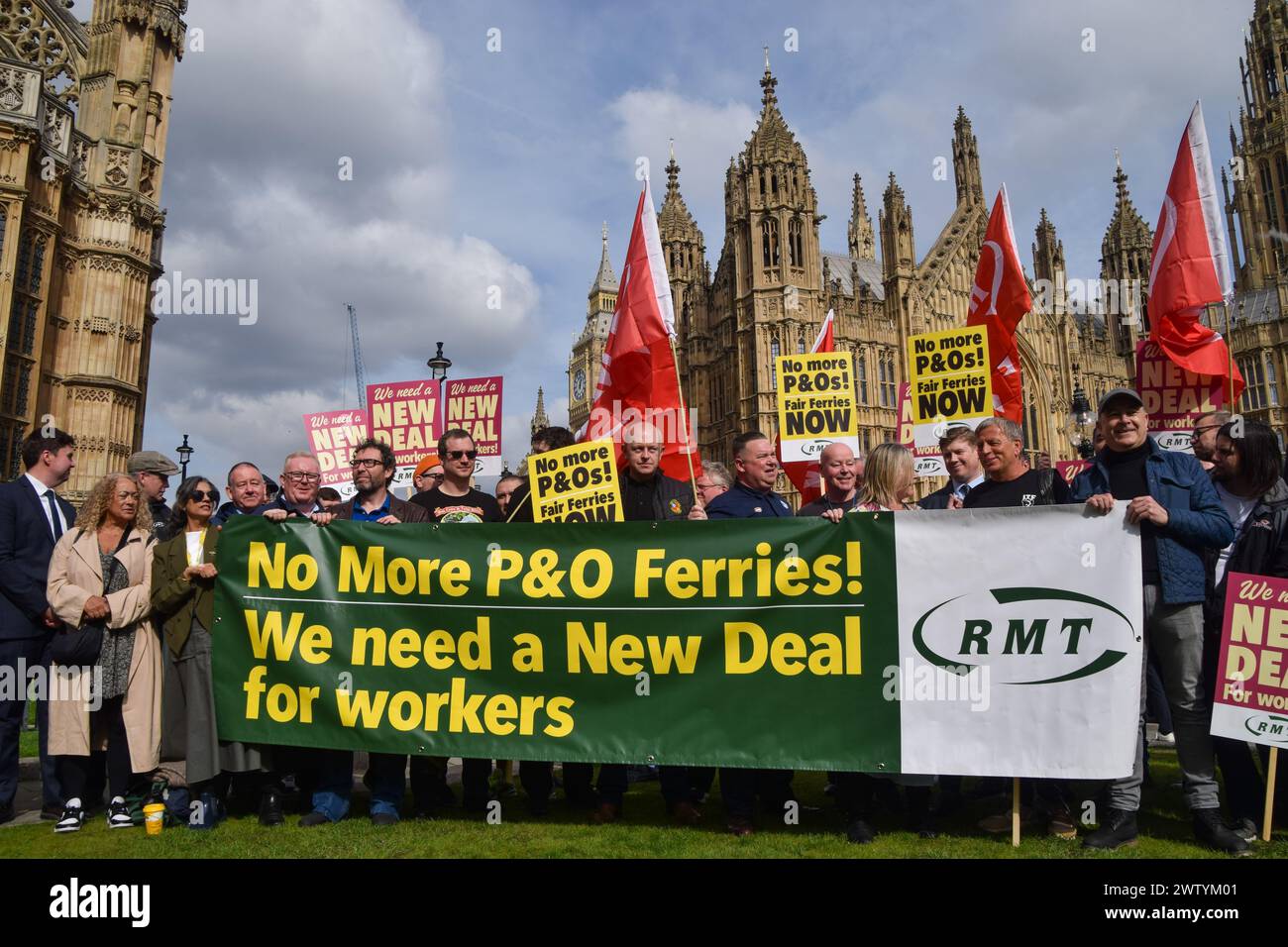 London, England, UK. 20th Mar, 2024. Members of the trade unions RMT ...
