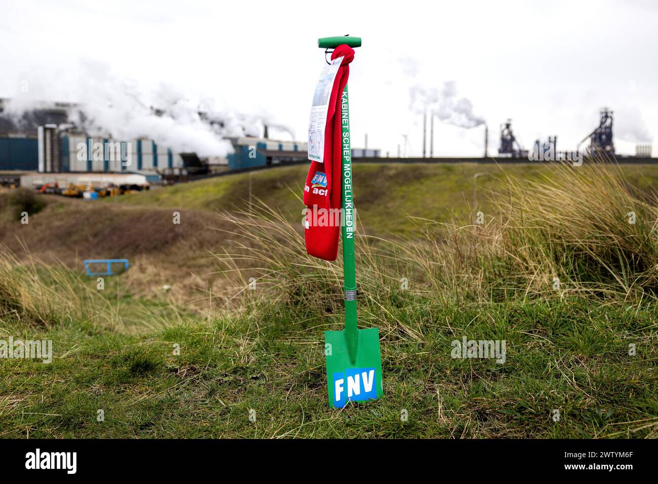 Clean rood hi-res stock photography and images - Alamy