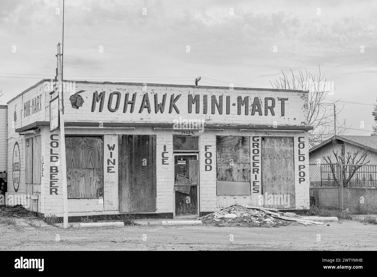 Mini mart Black and White Stock Photos & Images - Alamy