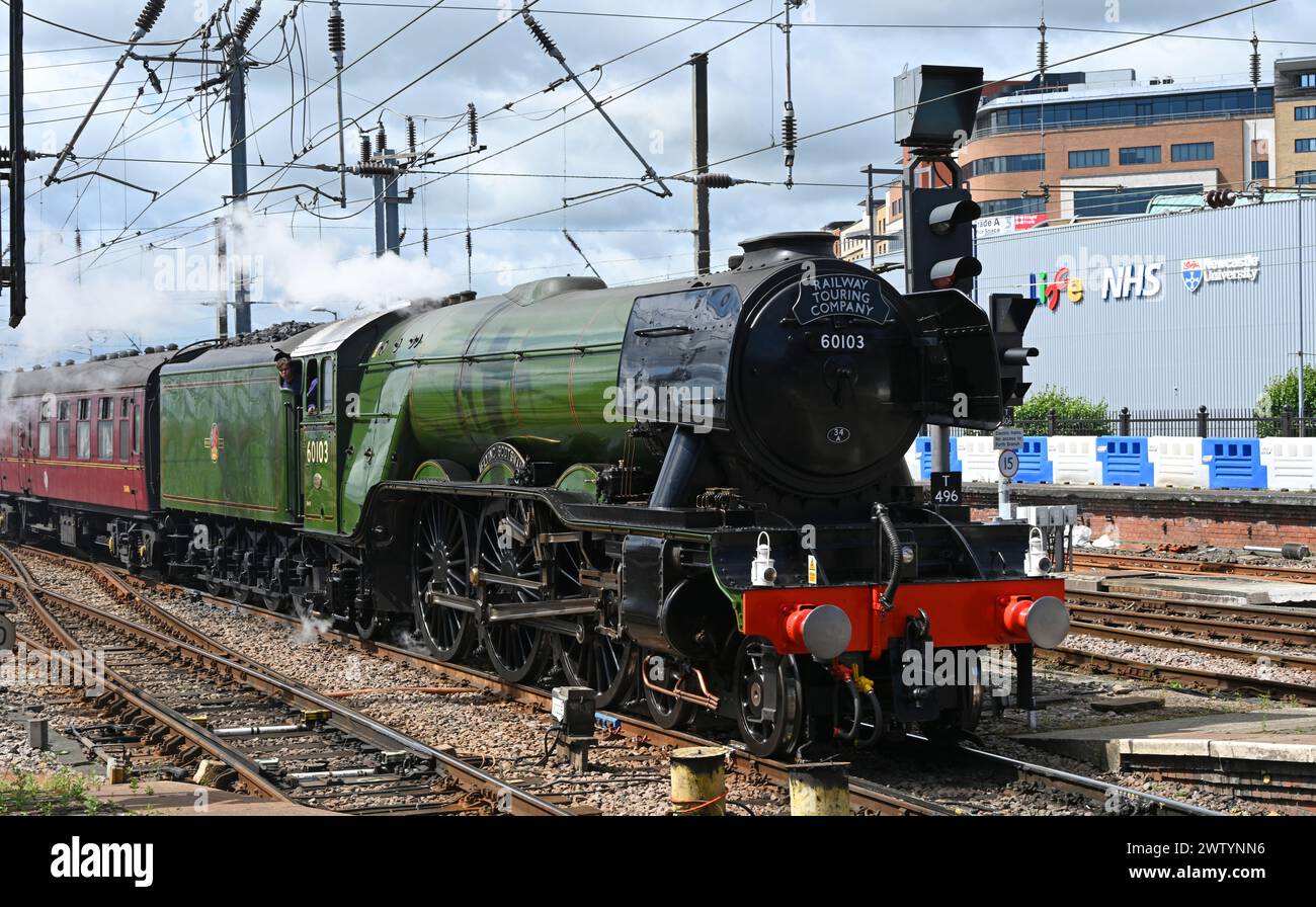Flying Scotsman Steam Train Stock Photo - Alamy
