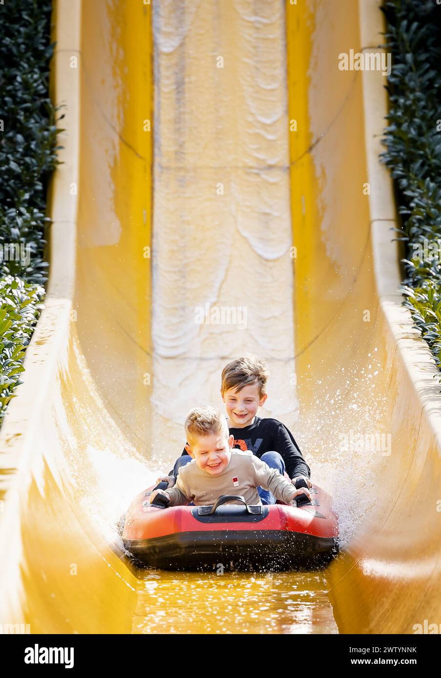 Attractiepark hi-res stock photography and images - Alamy