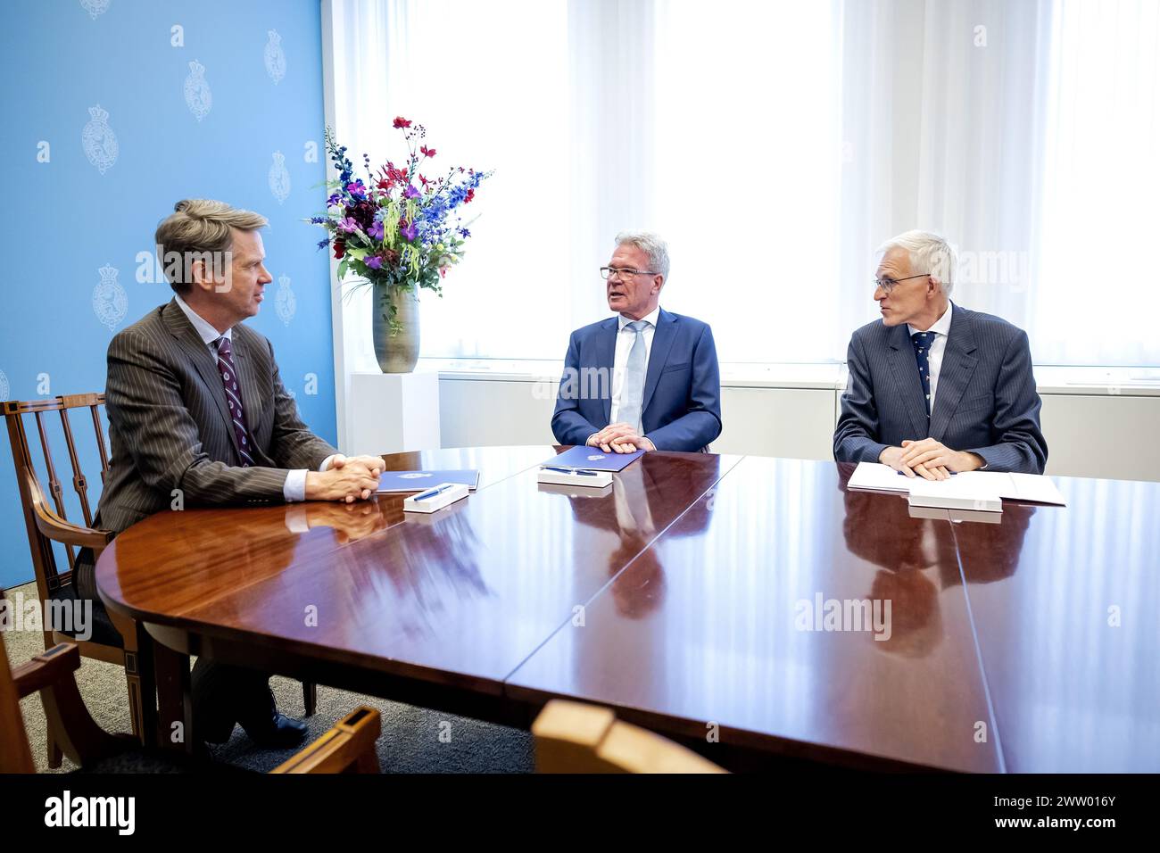 THE HAGUE - Chamber President Martin Bosma hands over new informants ...