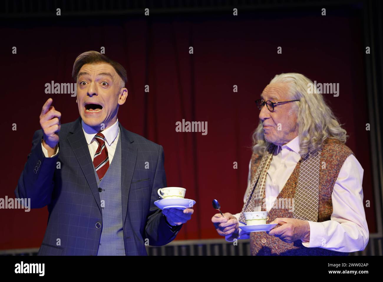 ACHTSAM MORDEN mit Dieter Hallervorden, Mario Ramos, Ines Nieri, am 20. ...