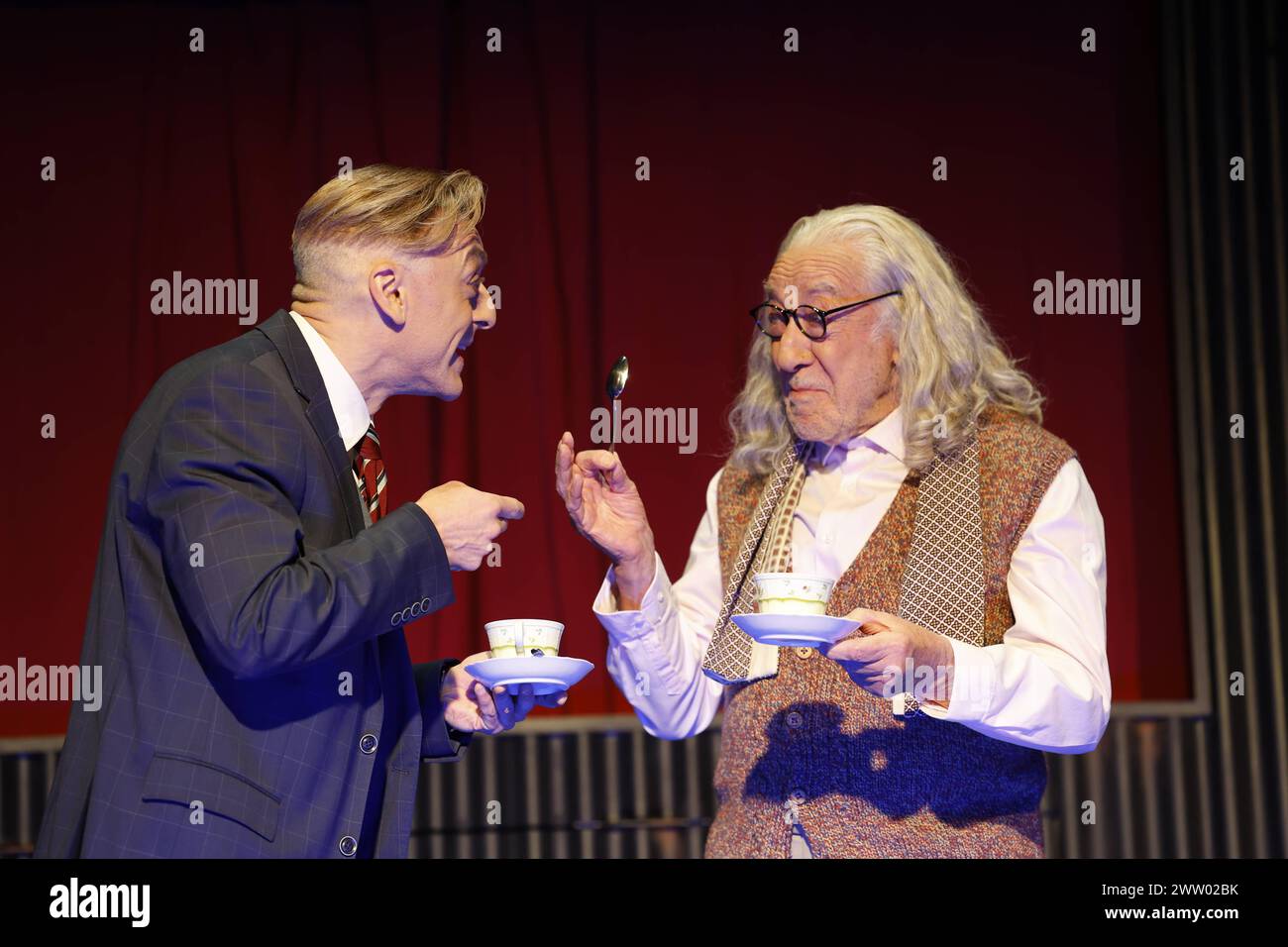 ACHTSAM MORDEN mit Dieter Hallervorden, Mario Ramos, Ines Nieri, am 20. ...