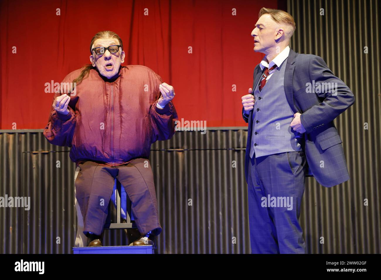 ACHTSAM MORDEN mit Dieter Hallervorden, Mario Ramos, Ines Nieri, am 20. ...