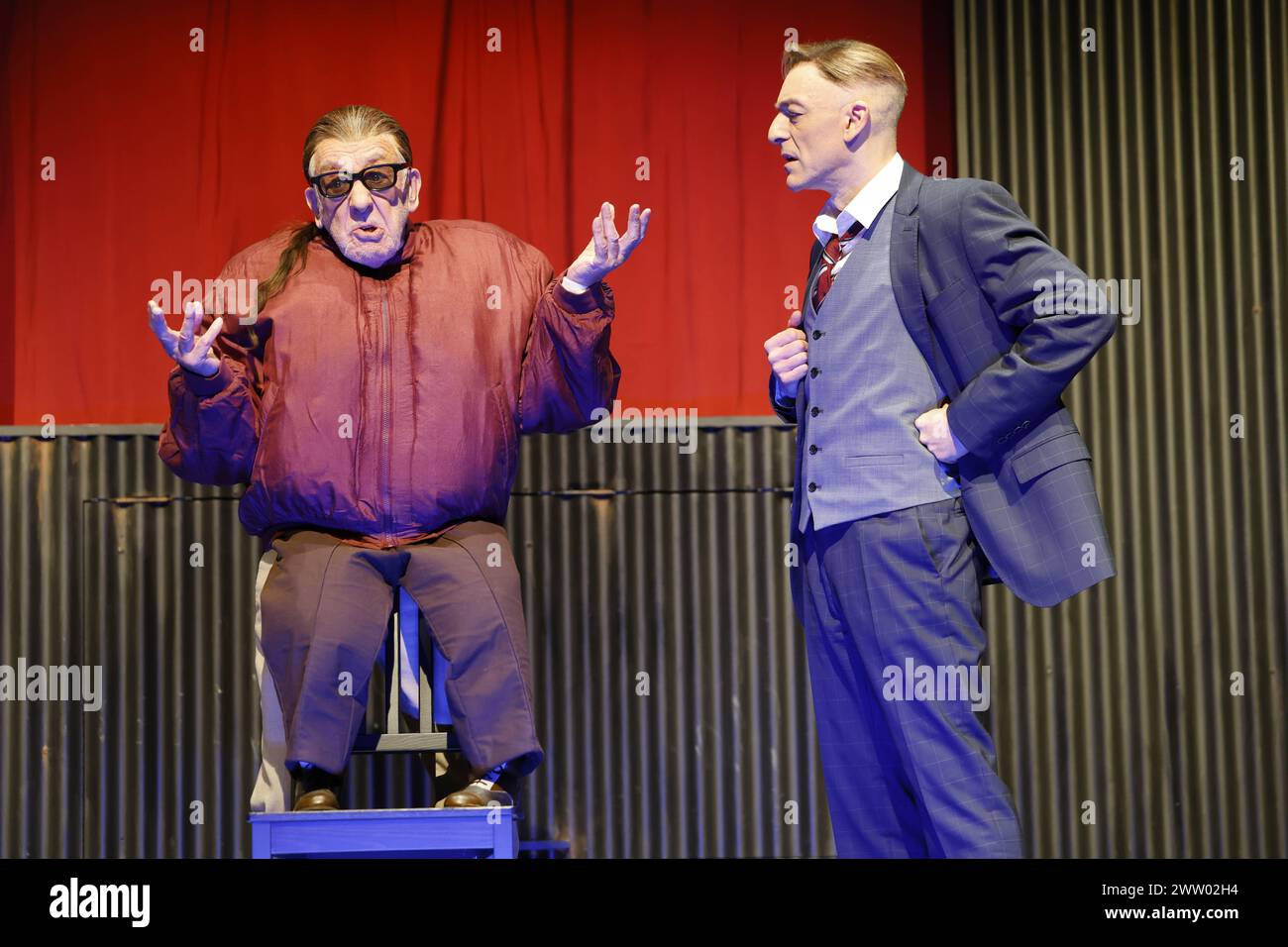 ACHTSAM MORDEN mit Dieter Hallervorden, Mario Ramos, Ines Nieri, am 20. ...