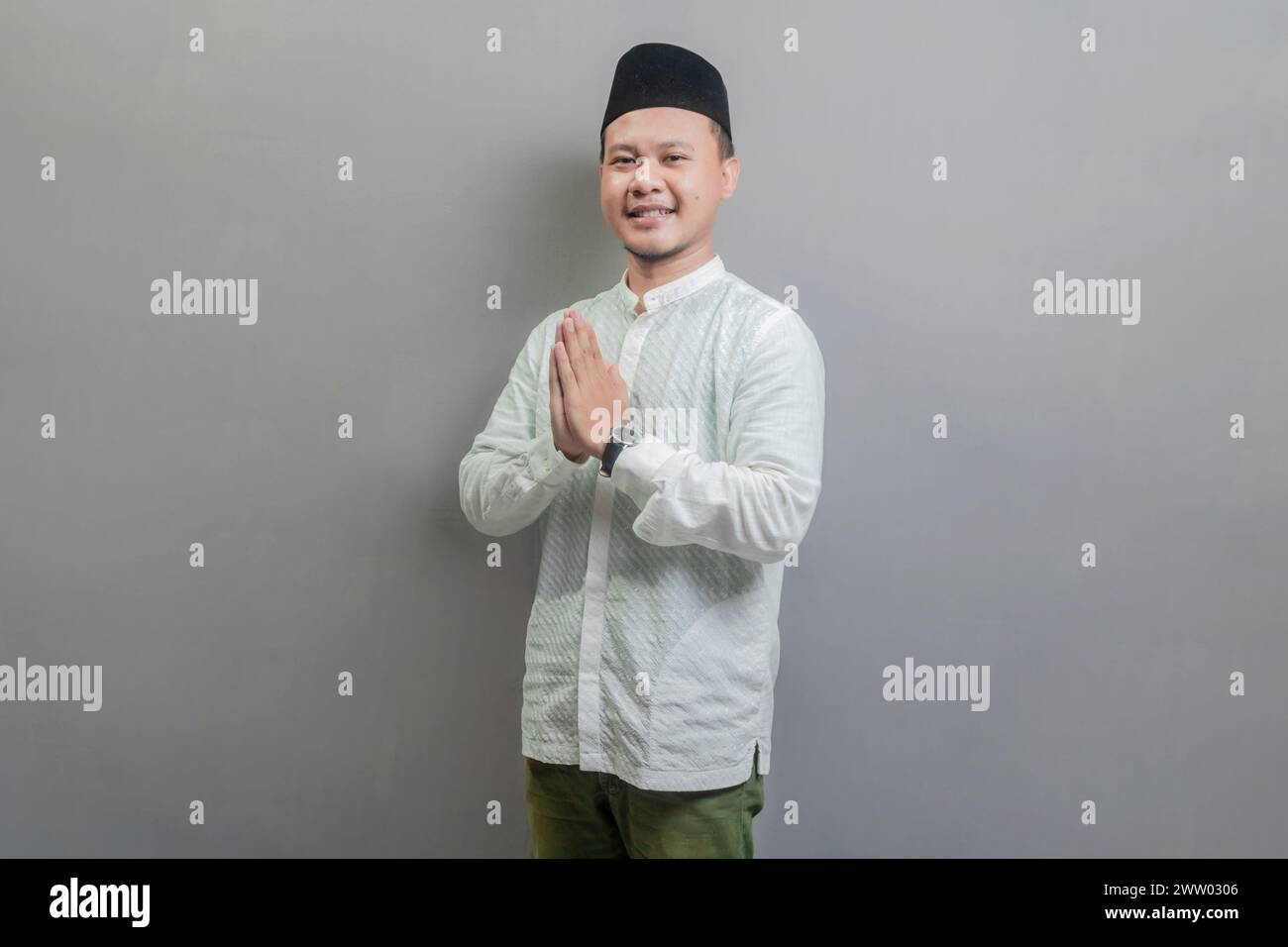 Ramadan man hi-res stock photography and images - Alamy