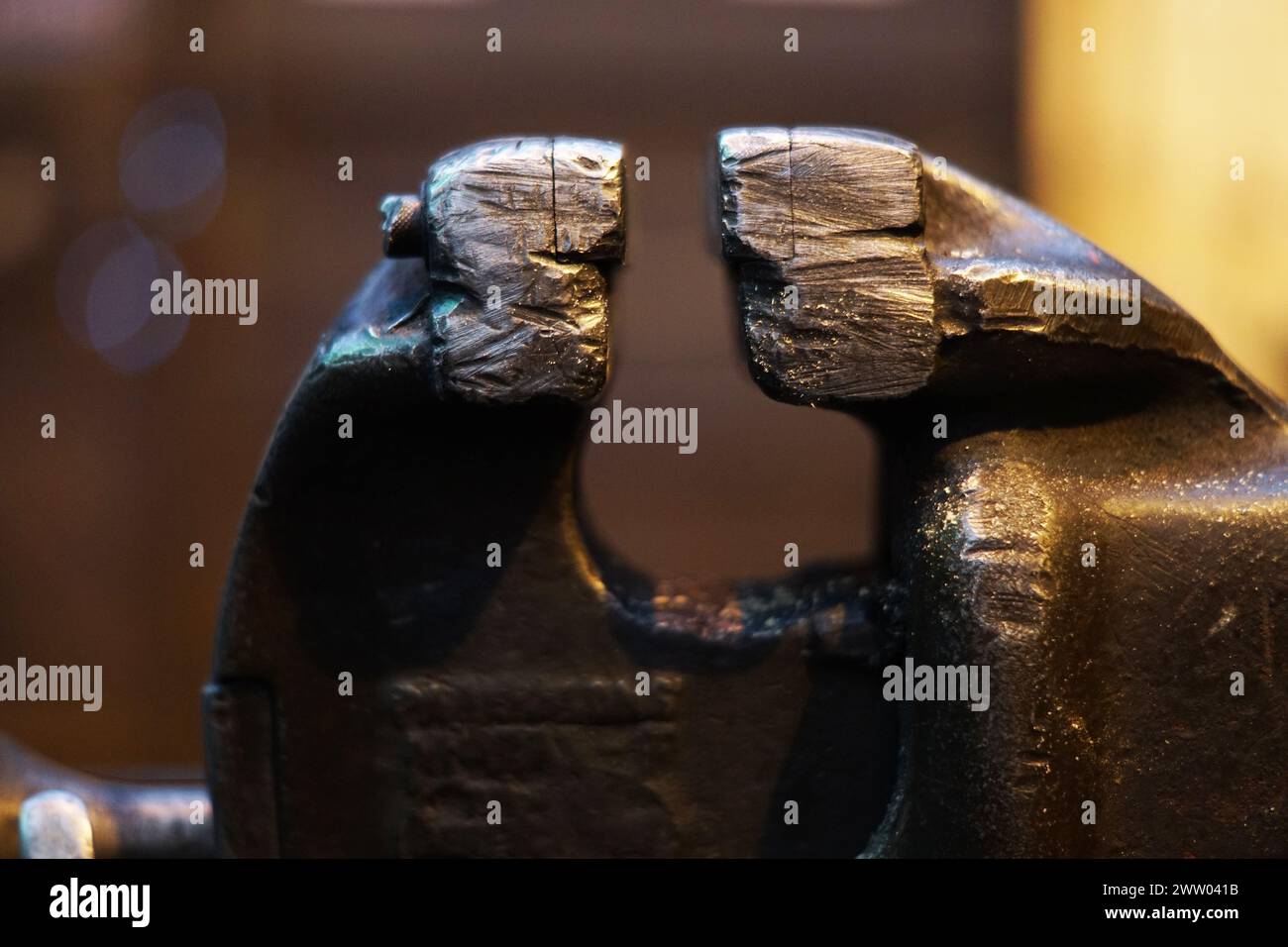 Drop hammer forge hi-res stock photography and images - Alamy
