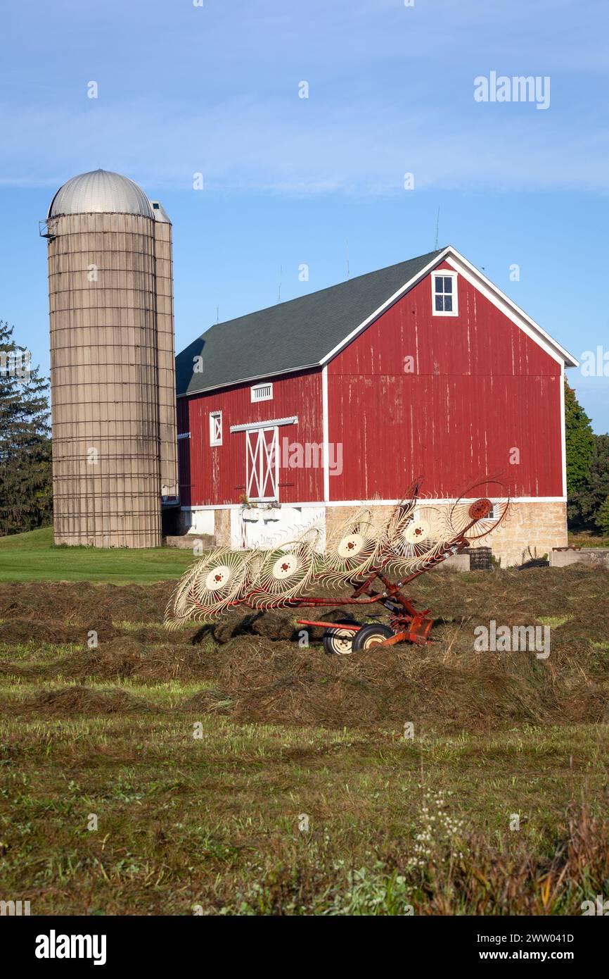 Hay rake barn hi-res stock photography and images - Alamy